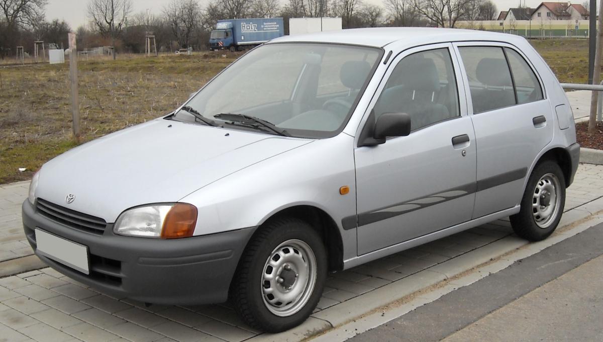 Toyota Starlet P9